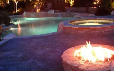 Exploring Fire Pit and Fireplace Options for Your Backyard - Infinite Pools