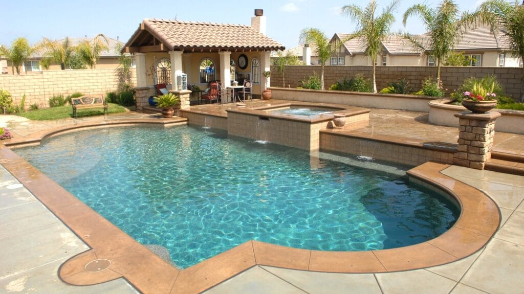 Geometric Swimming Pool - Infinite Pools